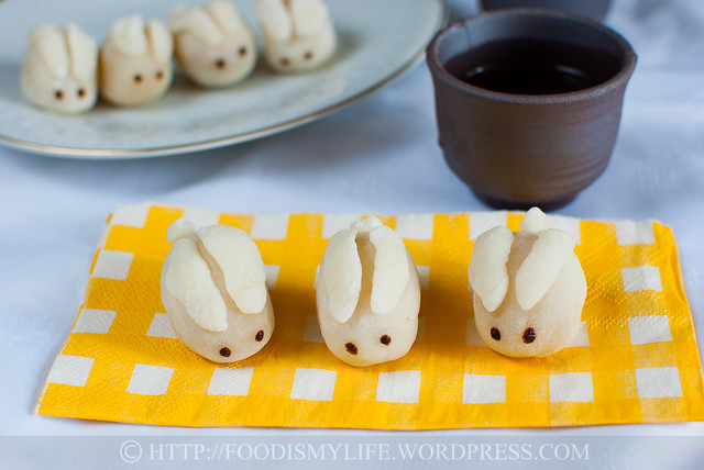 Mini Bunny Snowskin Mooncakes