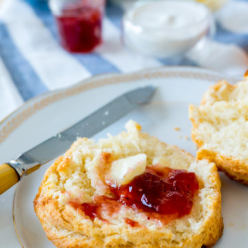 30-Minute Easy Cream Scones